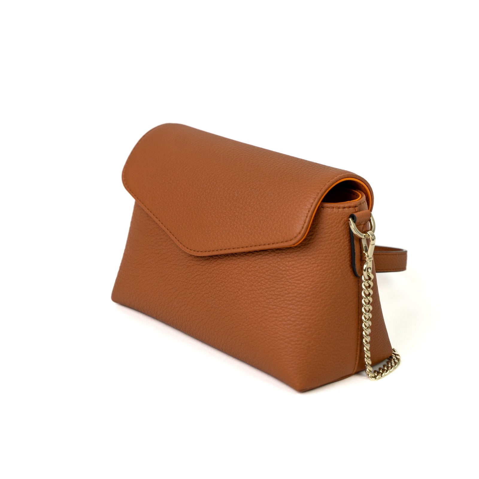 Tanner Leatherstein | Luxury Leather Educator, Bag Reviews & His Craft ...