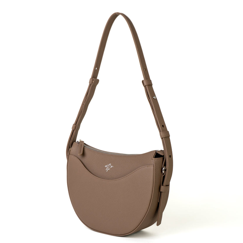 Tanner Leatherstein | Luxury Leather Educator, Bag Reviews & His Craft ...